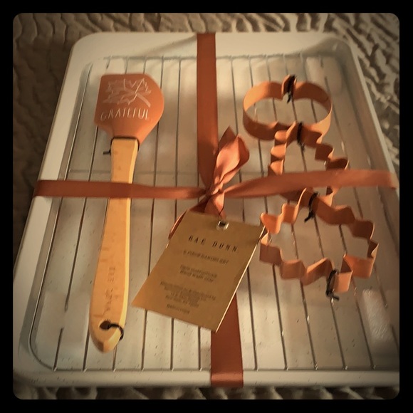 Rae Dunn | Kitchen | Rae Dunn Baking Set | Poshmark